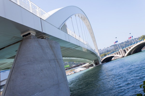 Balade sous les ponts du Rhône par les berges - Sandrillon In Lyon